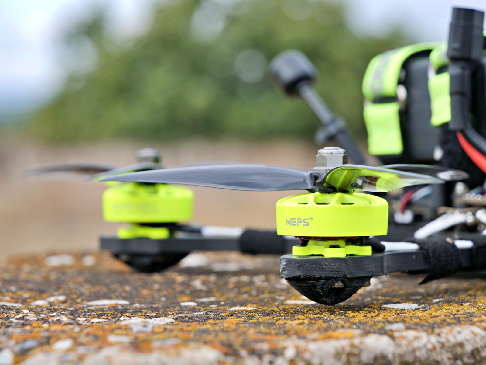 MEPSKING Neon 2505.5 FPV Brushless Motor: Especificaciones y Prueba de ...